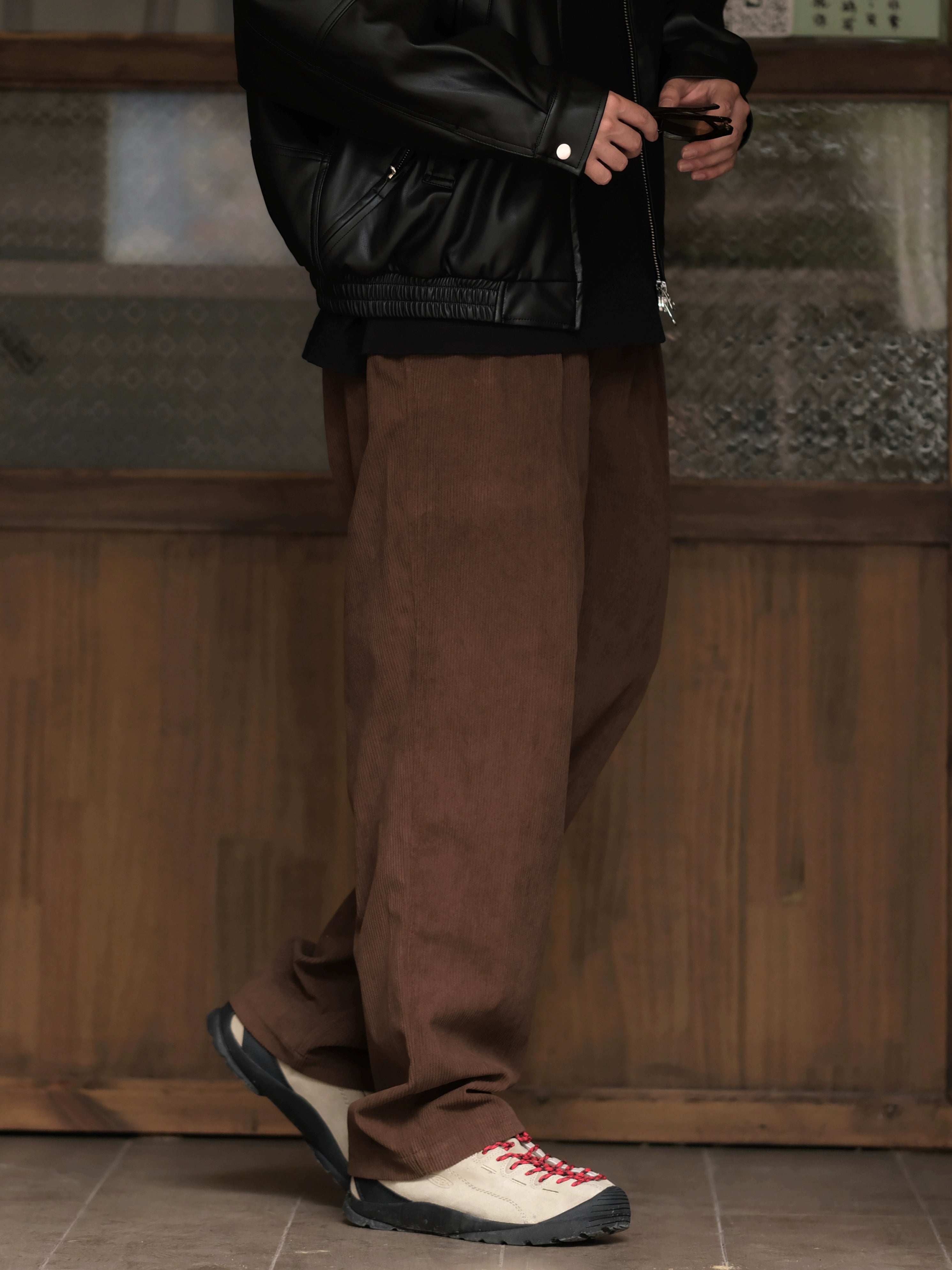 DESICCANT Corduroy Micro-cone Straight Slacks – OPTIONQAAF